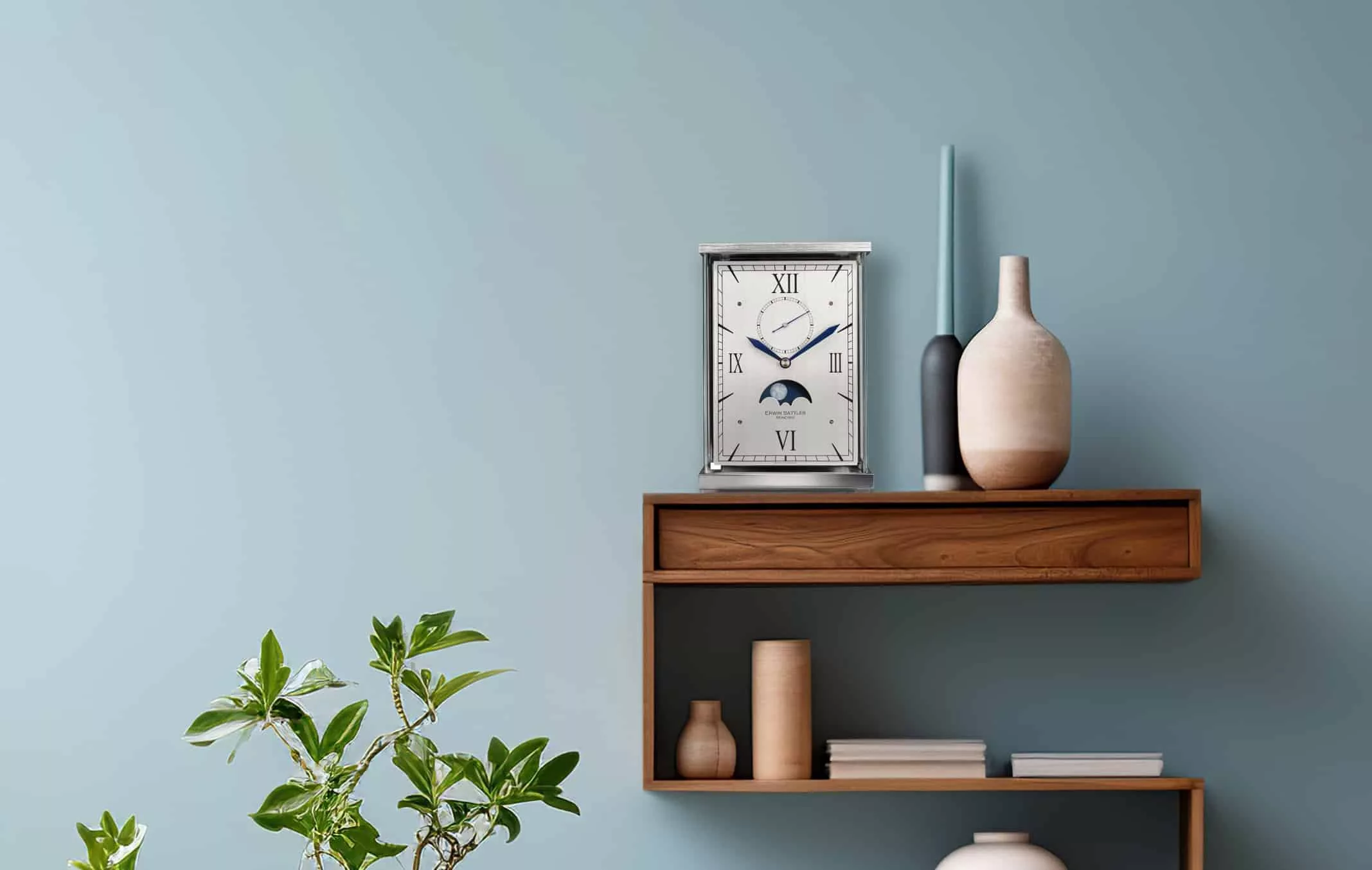 Erwin Sattler Lunaris - The made in Germany table clock | Define Watches