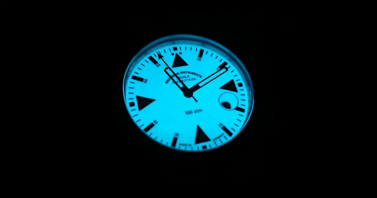 Legibility and Lume in German Watchmaking | The Watch Journal - Define ...
